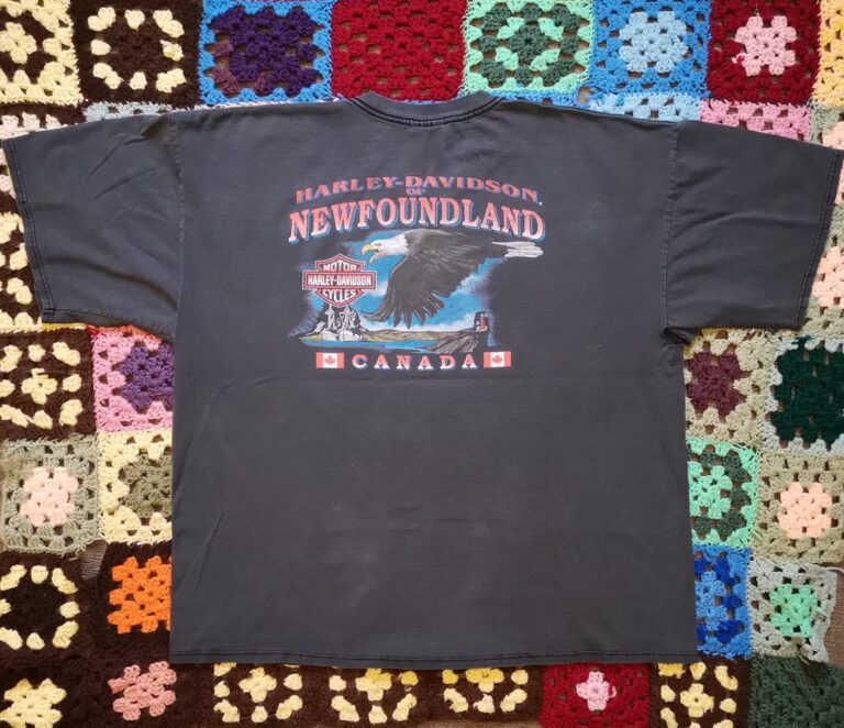 11 Newfoundland T-Shirts That Make A Great Gift - NEWFOUNDLAND BUZZ